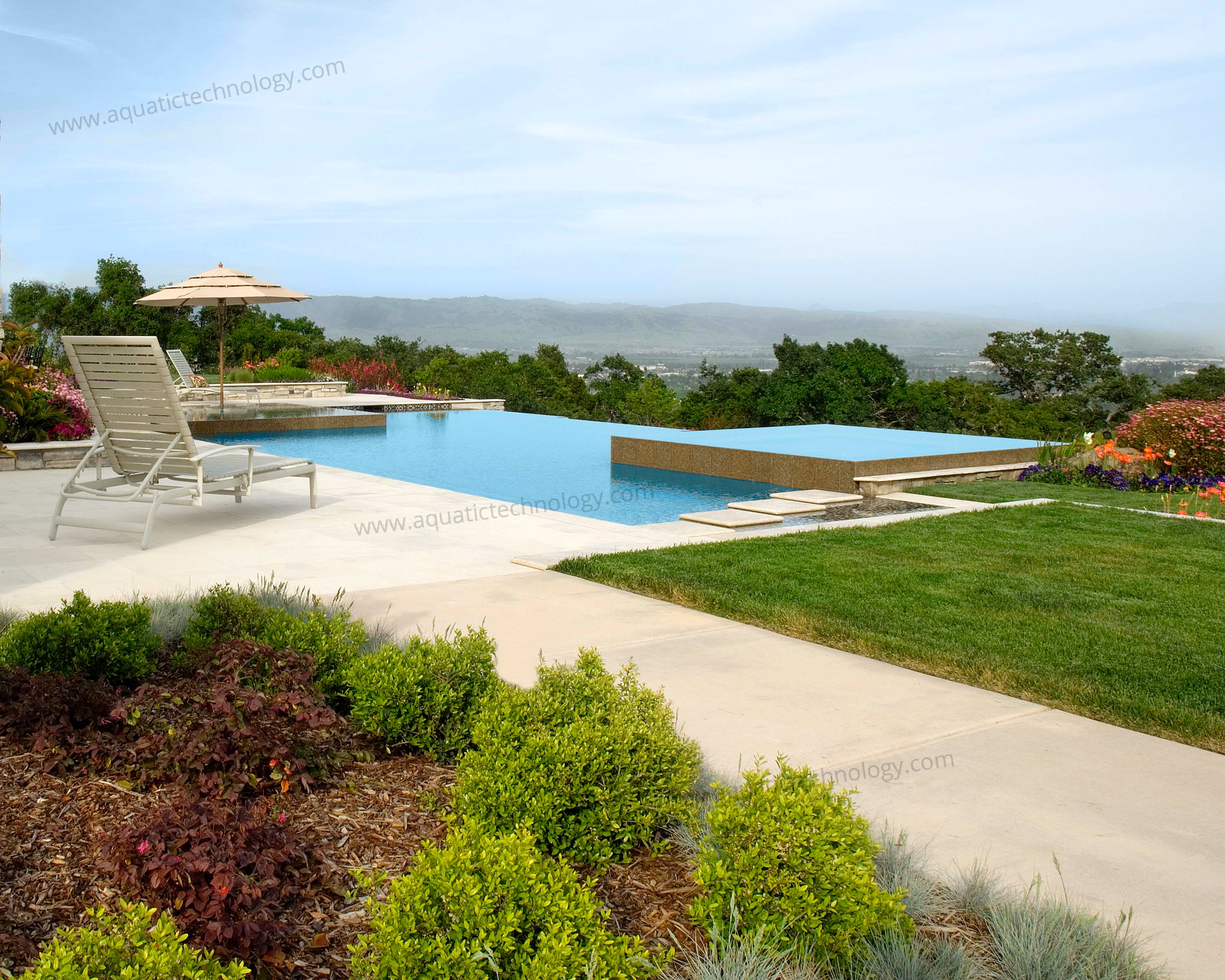 Transit Cubed Infinity Edge Pool & Spa | Aquatic Technology Pool & Spa ...