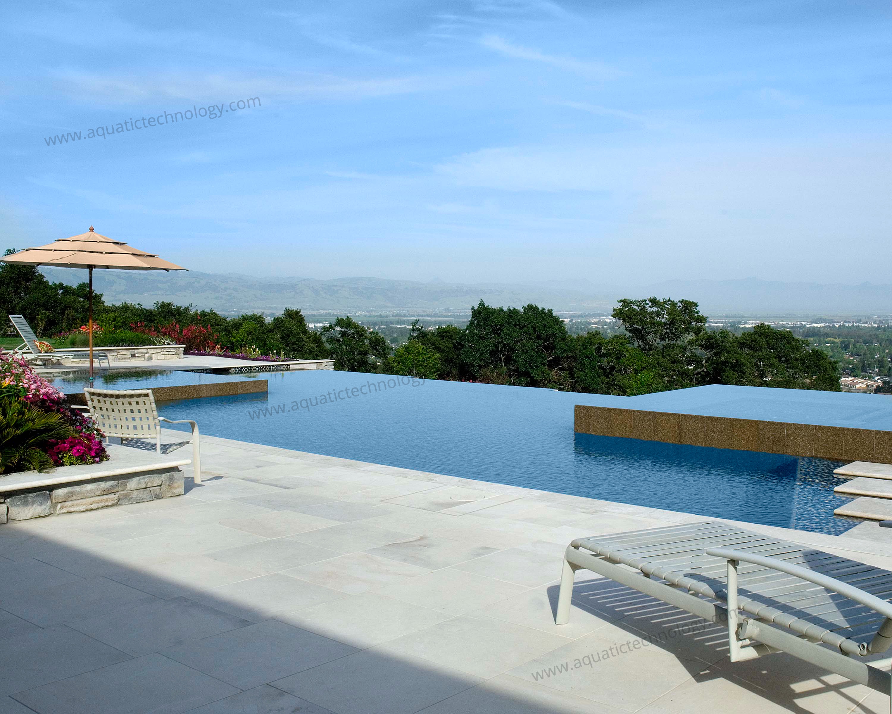 Transit Cubed Infinity Edge Pool & Spa | Aquatic Technology Pool & Spa ...